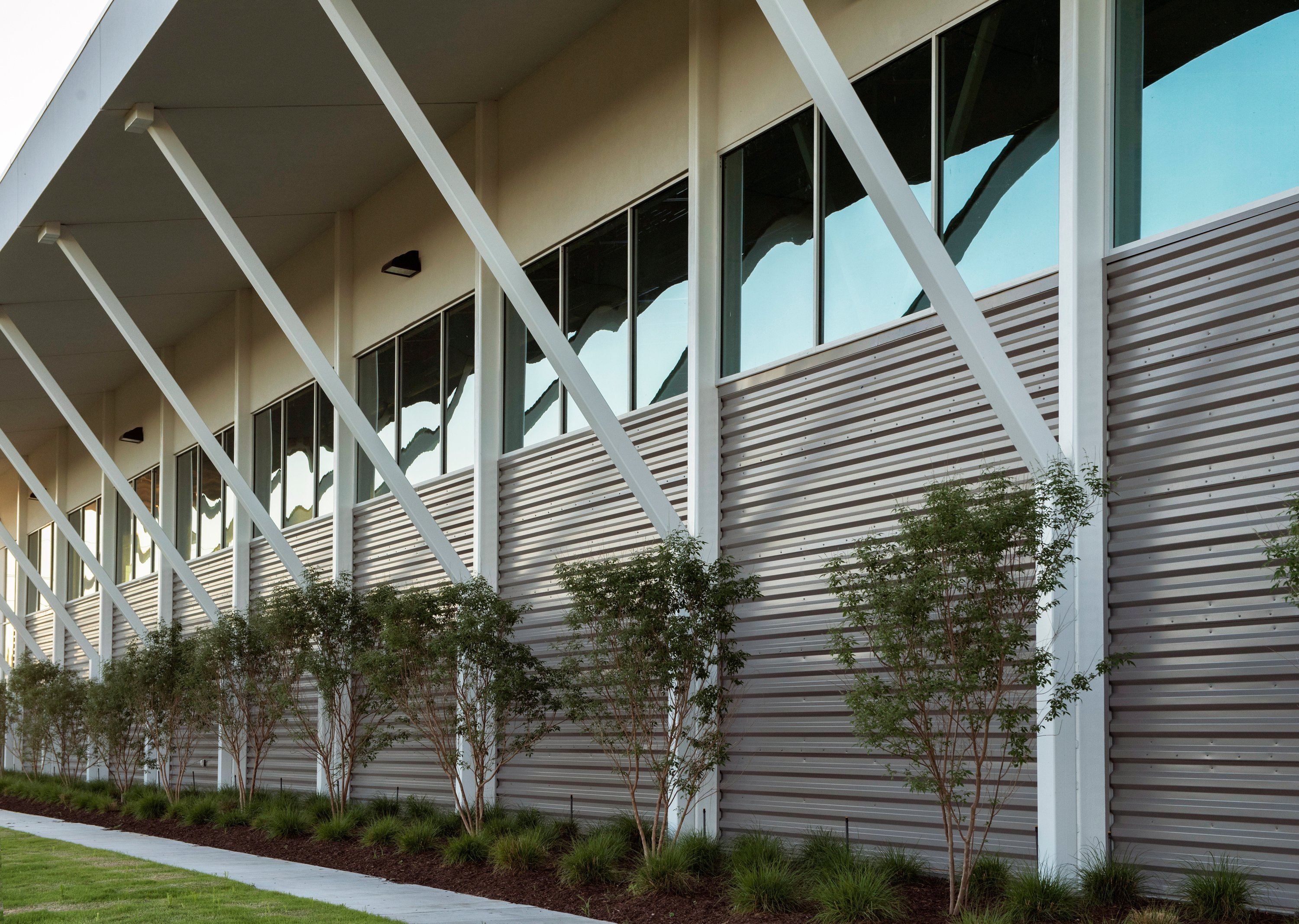 Mega Rib Panel - Mega Rib Exposed Fastener Metal Panel | McElroy Metal