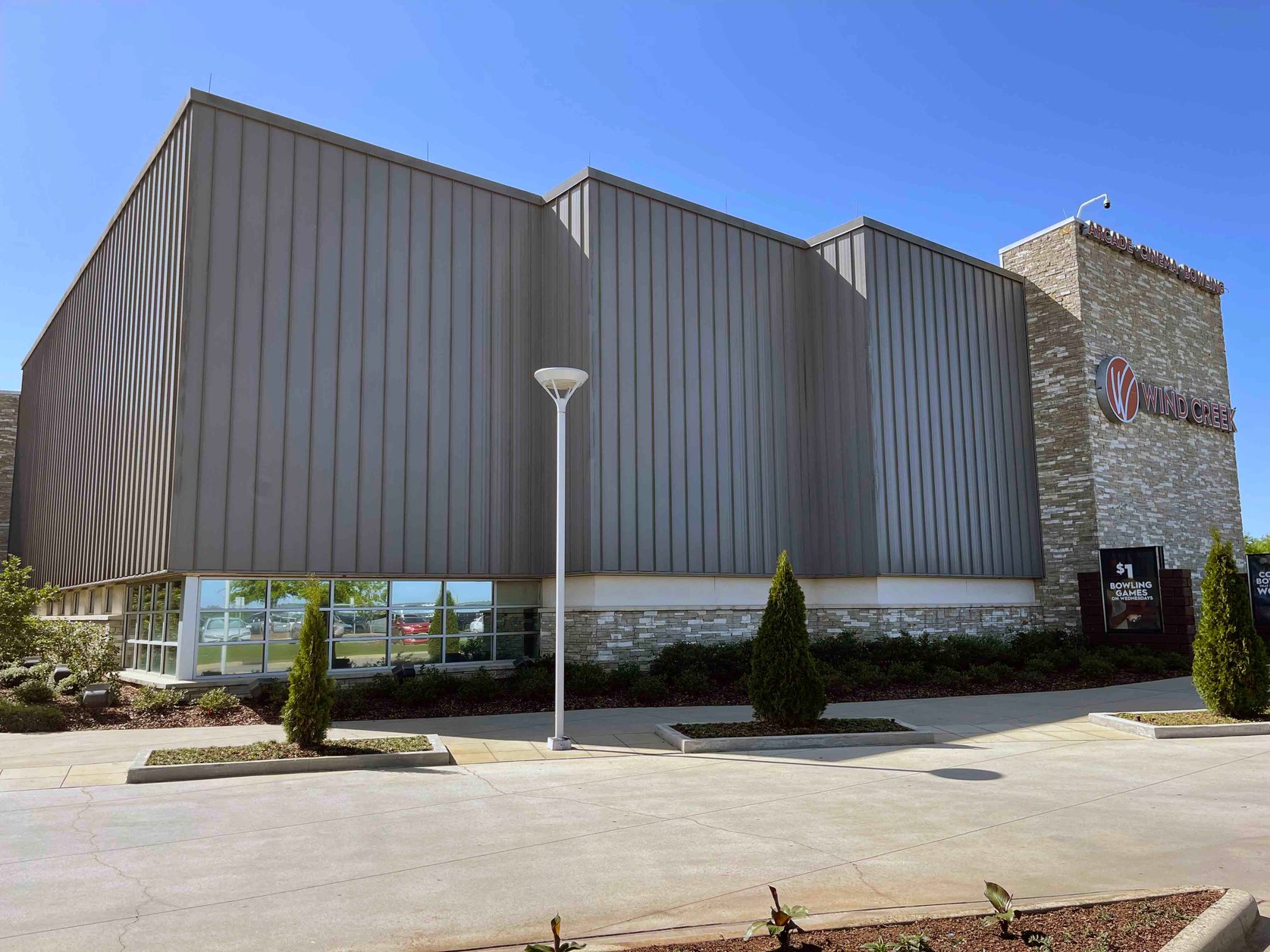 Medallion-Lok Standing Seam Snap Lock Roofing | McElroy Metal