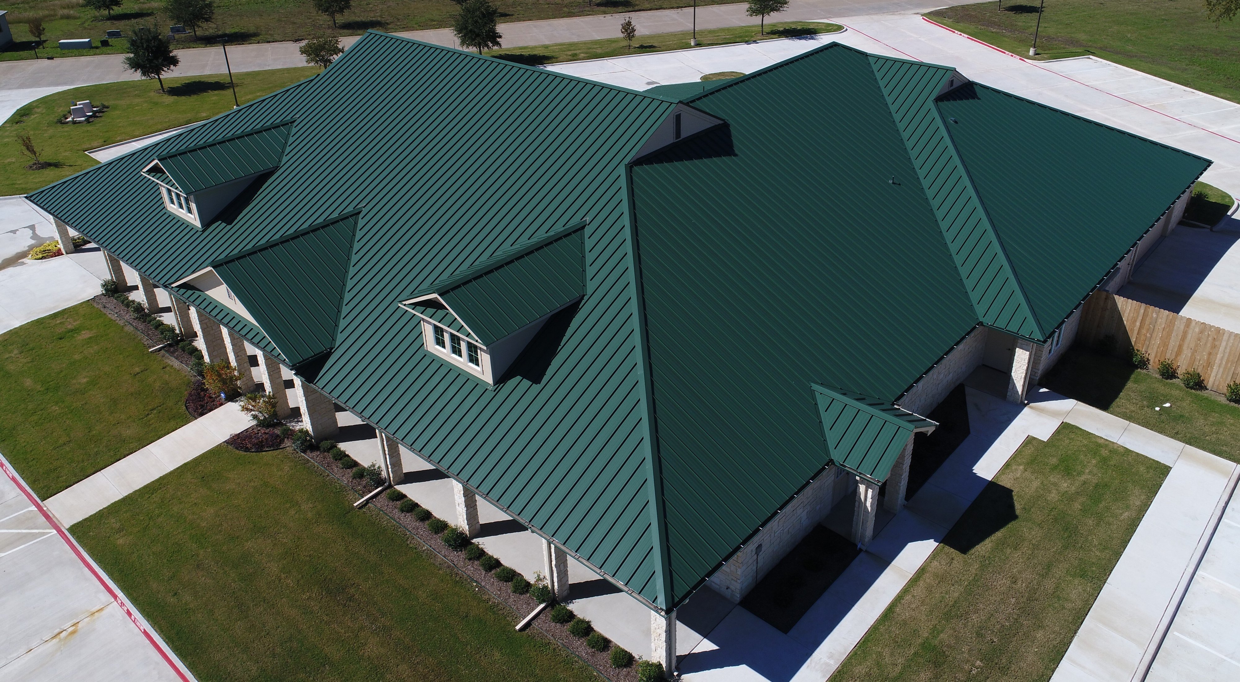 Medallion-Lok Standing Seam Snap Lock Roofing | McElroy Metal